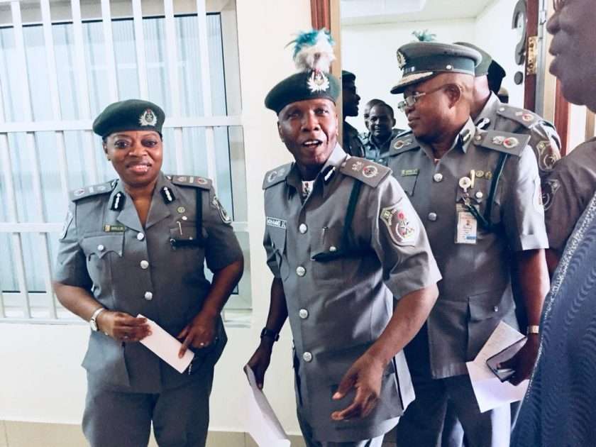 Border Closure: Smugglers Launch Battle Against Seme Customs | The Source