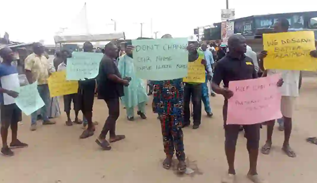 Protest Rocks Bariga LCDA Over Renaming Of Street After King Sunny Ade ...